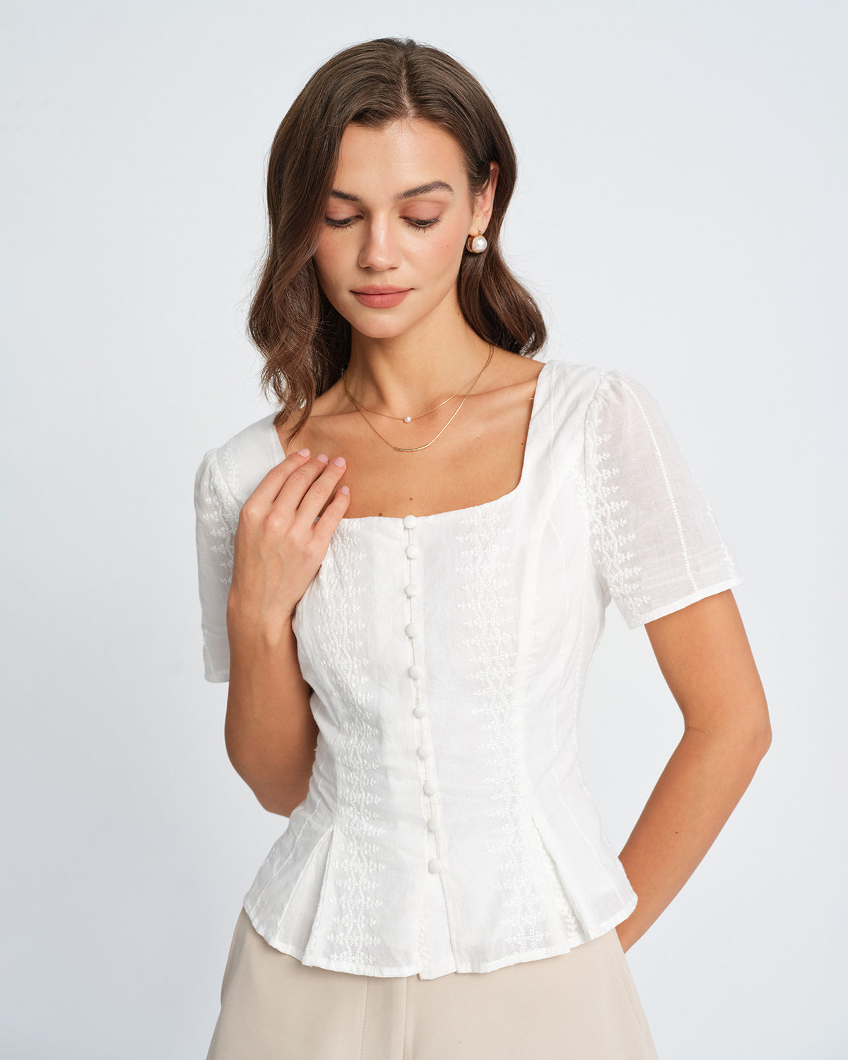 White Tops for Women - White Shirts, Sweater & Cardigan, Knit Top | RIHOAS